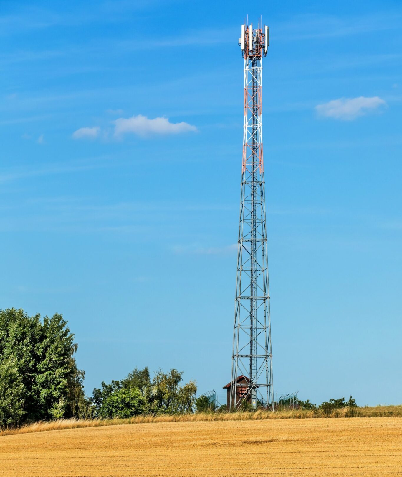Radios | Westcan Advanced Communications Solutions